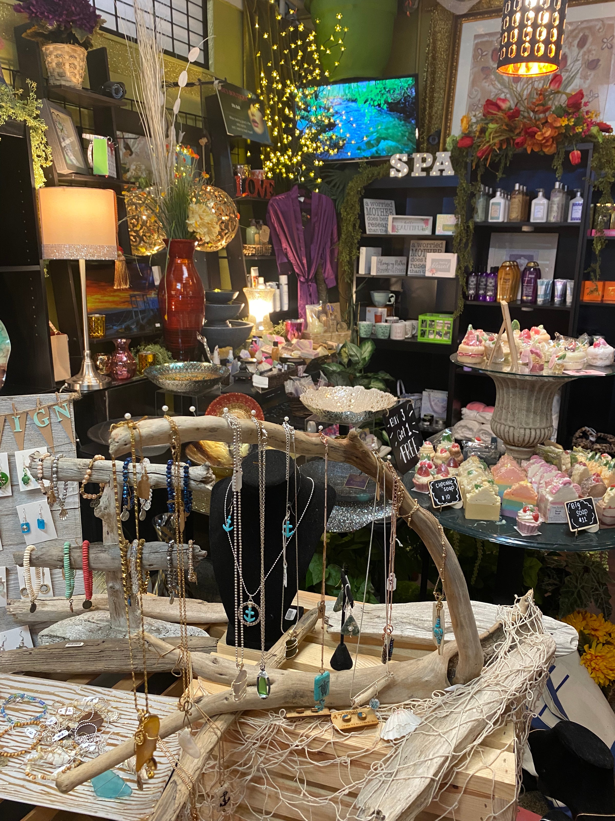 Home | Vees Boutique